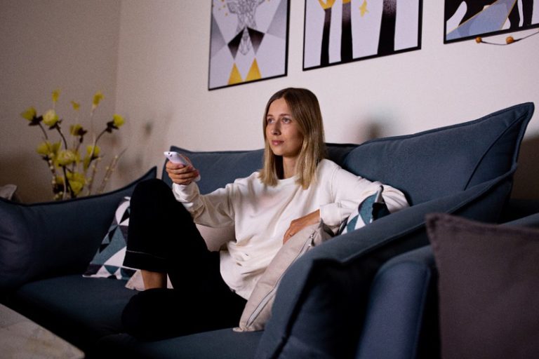 5 Top Tips from Popular Interior Design Shows on Netflix - JordLingHome